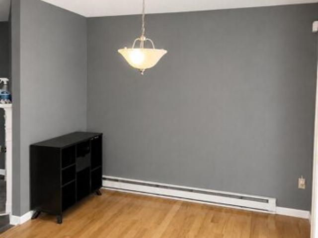 Oronoke Rd Unit G, Waterbury, Home For Sale