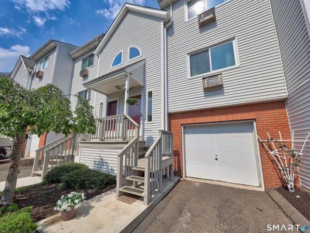 Oronoke Rd Unit F, Waterbury, Home For Sale