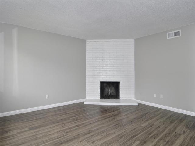 Orangewood Garden Apartments 2 Bedroom Apartment for Rent at 235 W Orangewood Ave, Anaheim, CA 92802