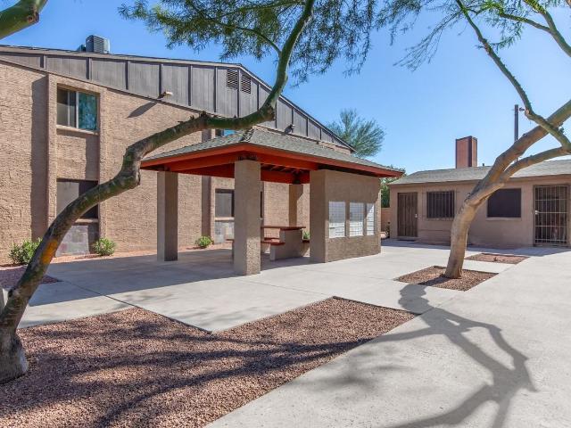 Orangewood Place Apartments 2 Bedroom Apartment for Rent at 7328 N 27th Ave, Phoenix, AZ 85051