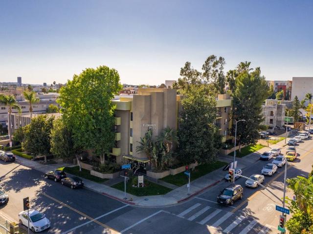 Orange Luxury Investments LLC 1 Bedroom Apartment for Rent at 1255 N Orange Dr, Los Angeles, CA 90038 Central Hollywood