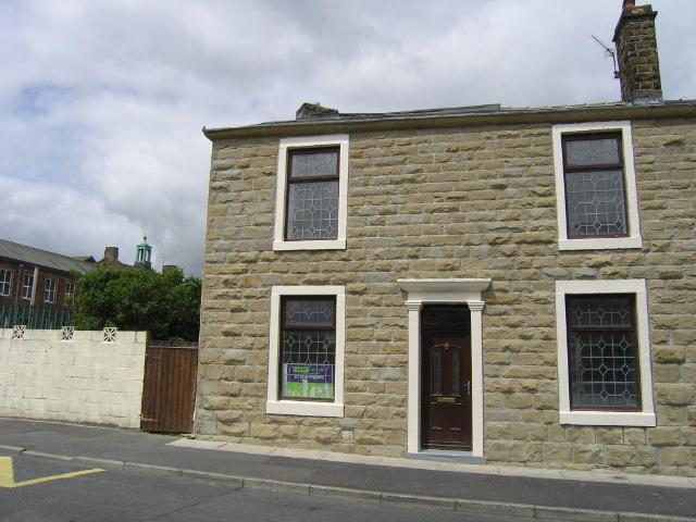 Orange Street, Accrington BB5, 2 bed terraced house to rent, £650 pcm | PrimeLocation