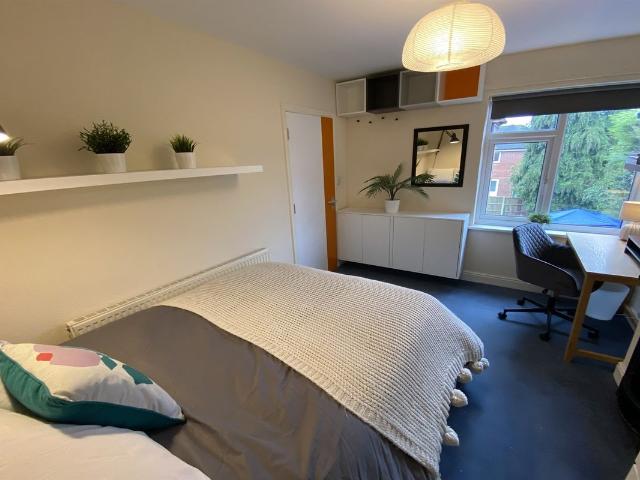 Orange Room @ 27 Peveril Road NG9, 1 bed terraced house to rent, £563 pcm | PrimeLocation