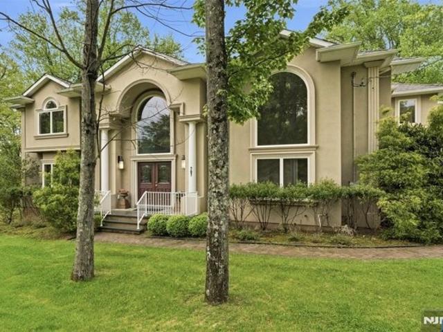 Orangeburgh Rd, River Vale, Home For Sale