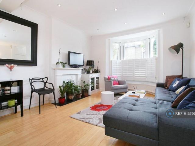 Orbel St, London, SW11 4 bed semi detached house to rent £5,000 pcm £1,154 pw