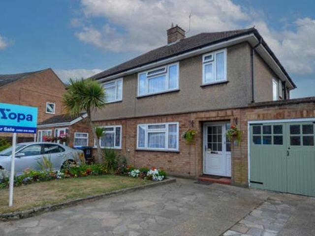 Orbital Crescent, Watford, 3 Bedroom Semi detached
