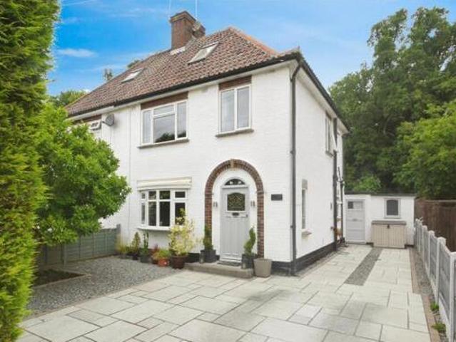 Orchard Avenue, Brentwood, 3 Bedroom Semi detached