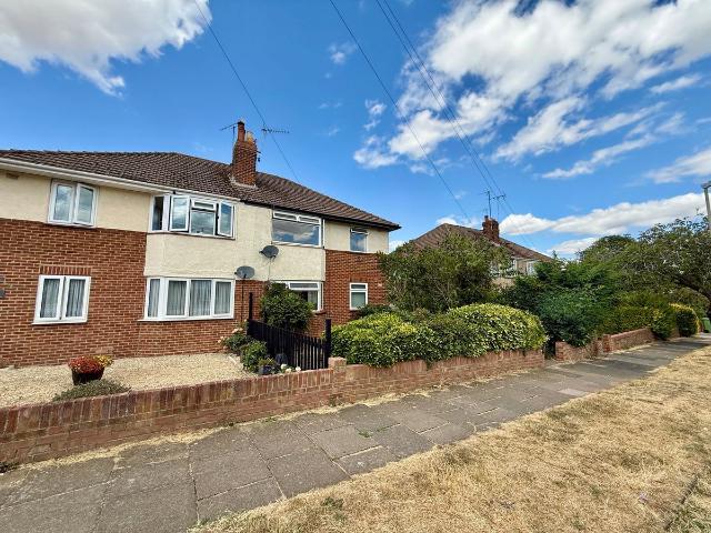 Orchard Avenue, Cheltenham GL51, 2 bed flat to rent, £1,050 pcm | PrimeLocation