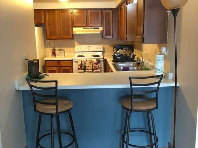 Orchard Apartments 2 Bedroom Apartment for Rent at 1500 S 116th St, West Allis, WI 53214