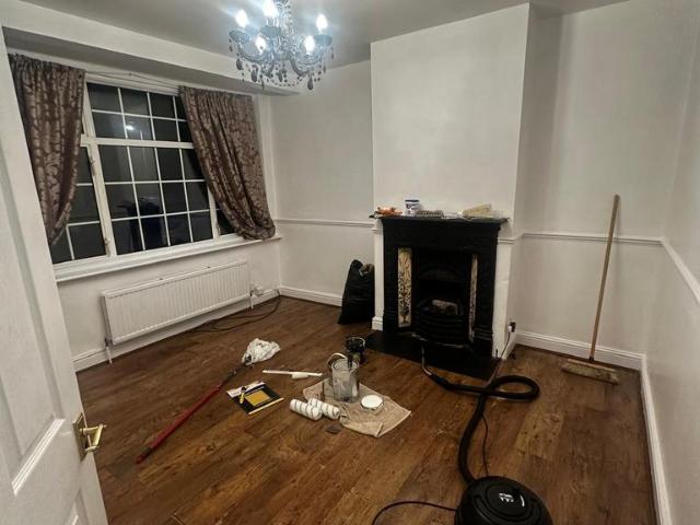 Orchard Close, Denham UB9 3 bed terraced house to rent £2,300 pcm £531 pw