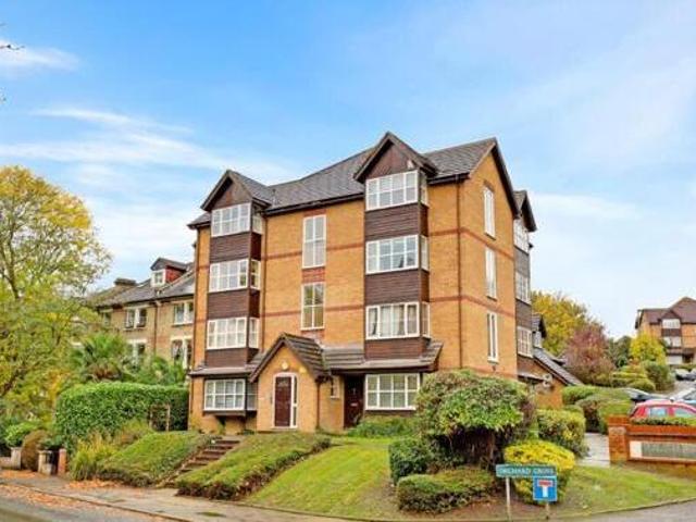 Orchard Grove, Penge, Studio Flat For