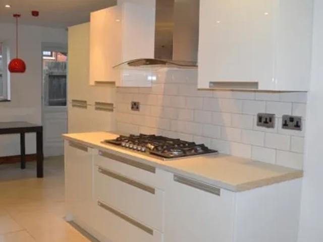Orchard House School, 16 Newton Grove, London, W4 1LB, United Kingdom | 6 bed apartment for rent #167521592 | Rentberry