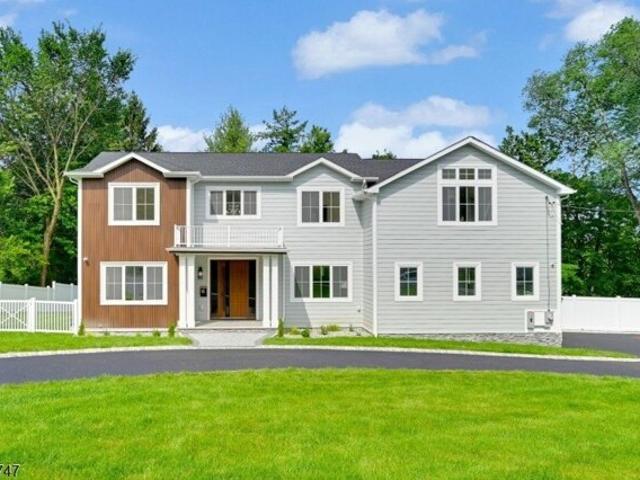 Orchard Ln, Livingston, Home For Sale