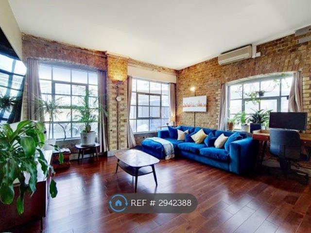 Orchard Place, London E14, 2 bed flat to rent, £2,800 pcm | PrimeLocation