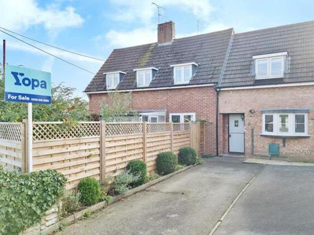 Orchard Place, Westbury, 3 Bedroom End