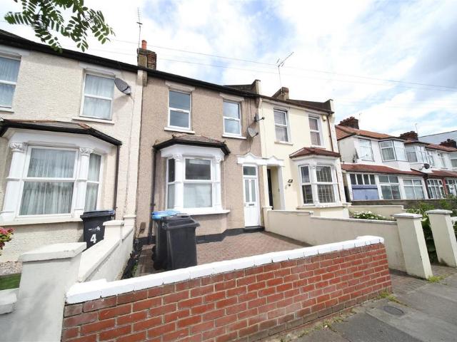 Orchard Rd, Enfield 4 bed terraced house to rent £2,800 pcm £646 pw