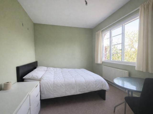 Orchard Rise CR0 Shirley, Property for rent