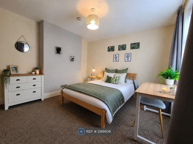 Orchard Road, Southsea PO4, Room to rent, £575 pcm | PrimeLocation