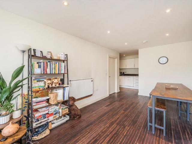 Orchard Road, TW9, London