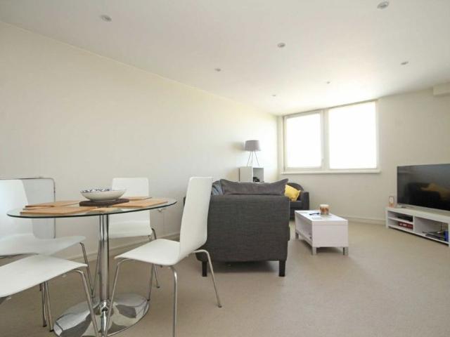 Orchard Road, TW9, London