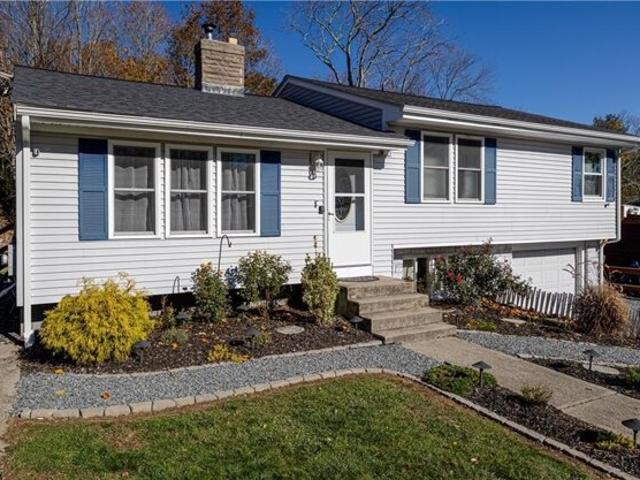 Orchard St, North Smithfield, Home For Sale