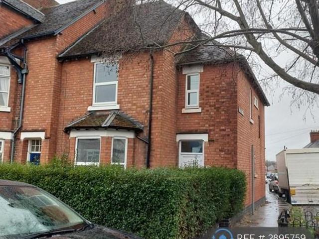 Orchard St, Tamworth, B79 4 bed end of terrace house to rent £1,140 pcm £263 pw