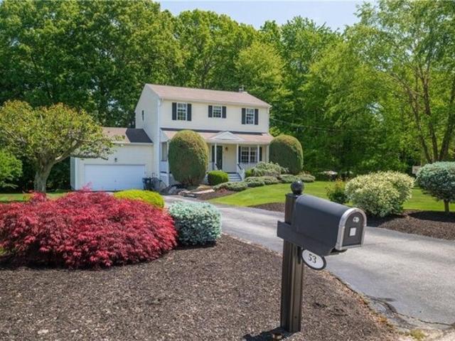 Orchard Valley Dr, Cranston, Home For Sale