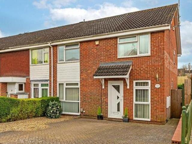 Orchard Way, Knebworth, 3 Bedroom End