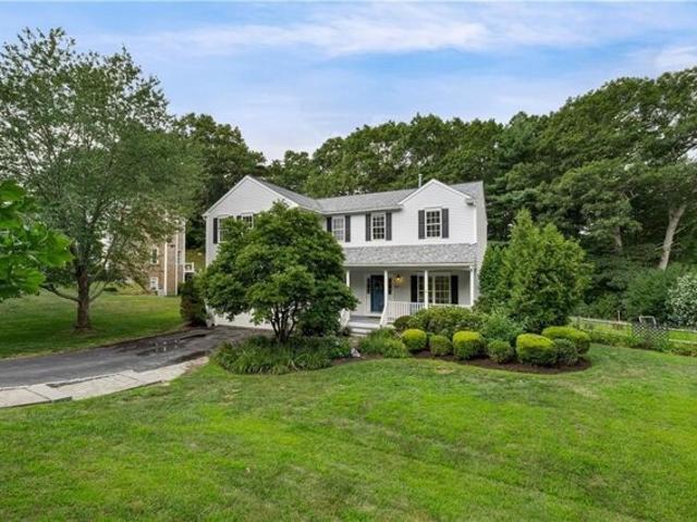Orchard Woods Dr, North Kingstown, Home For Sale