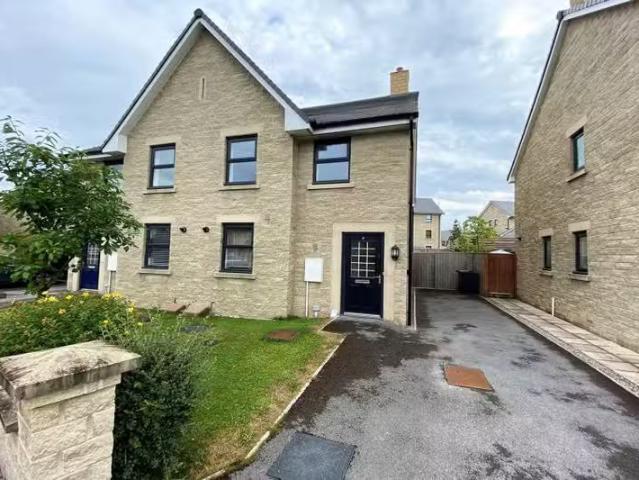 Orchid Drive, Chapel En Le Frith, 4 bedroom, Semi Detached