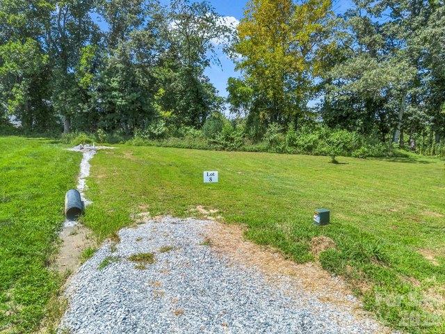 Orchid Pl Unit 8, Flat Rock, NC 28731