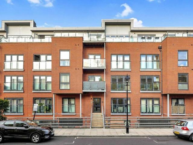 Ordell Road, Bow, London E3, 1 bed flat to rent, £1,900 pcm | PrimeLocation