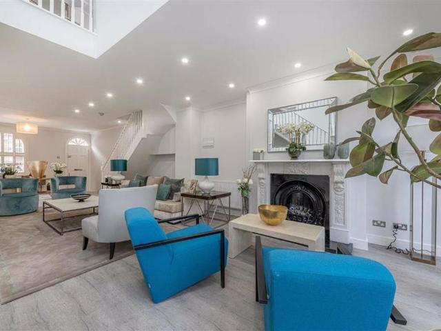 Ordnance Hill, London NW8 4 bed semi detached house to rent £10,833 pcm £2,500 pw