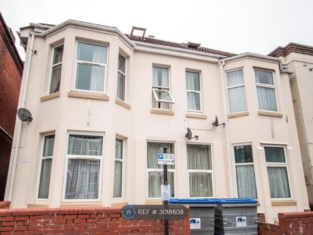 Ordnance Road, Southampton SO15, 3 bed flat to rent, £1,469 pcm | PrimeLocation