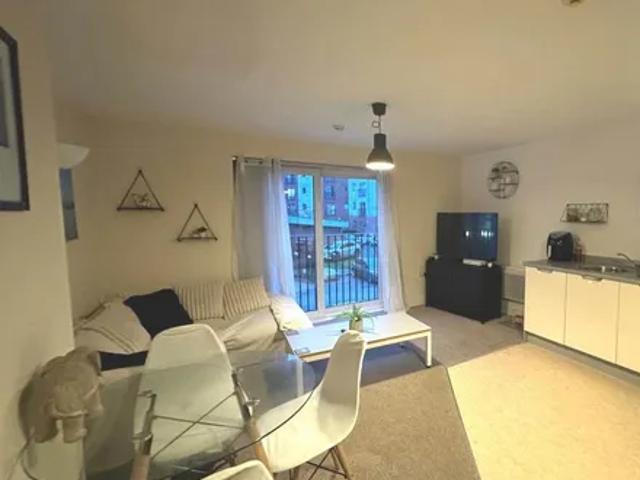 Ordsall Lane, Salford, M5 4UB, United Kingdom | 2 bed apartment for rent #139265158 | Rentberry