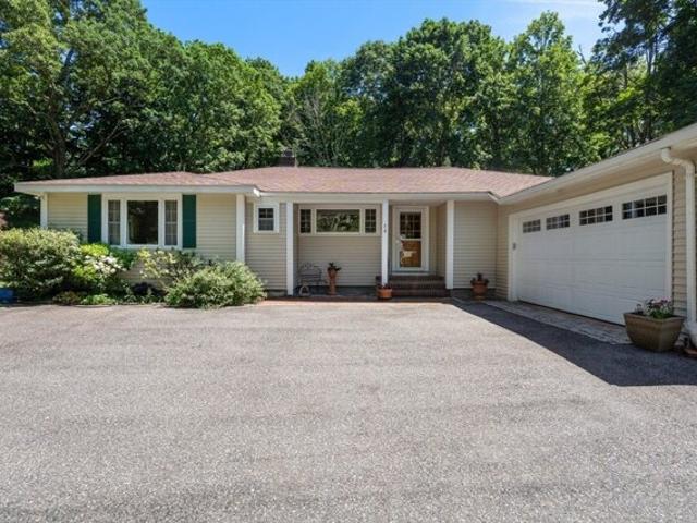 Oregon Rd, Ashland, Home For Sale