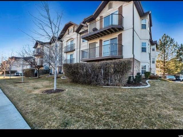 OREM CONDOFEMALE HALLWAY BEDROOM AVAILABLE