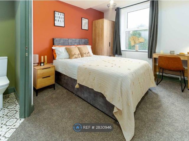 Orford Avenue, Warrington WA2, Room to rent, £675 pcm | PrimeLocation