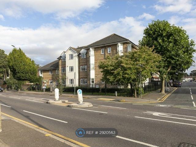 Oriel House, Romford, Essex RM7, 2 bed flat to rent, £1,825 pcm | PrimeLocation