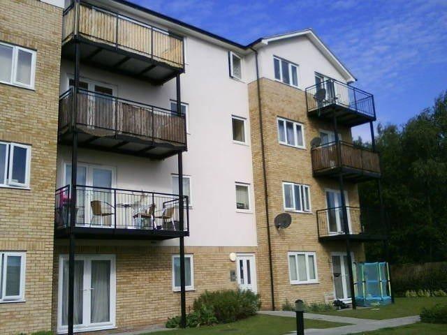 Orient Lodge, Cooks Way, Hitchin SG4, 2 bed flat to rent, £713 pcm | PrimeLocation