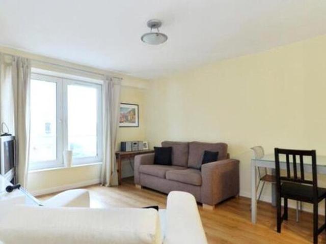 Orient Wharf, Wapping High Street, 1 Bedroom Apartment