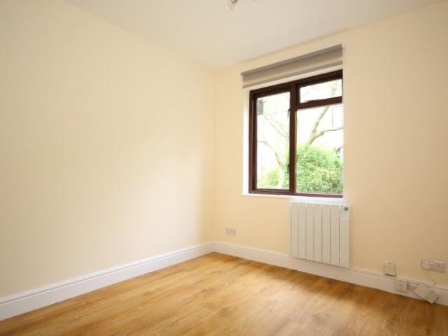 Oriental Road, Woking