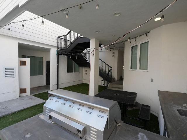 Orion 668 28th 1 Bedroom Apartment for Rent at 668 W 28th St, Los Angeles, CA 90007 Congress North