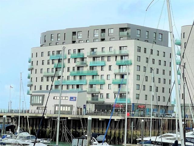 Orion 9 The Boardwalk 2 bed apartment to rent £2,250 pcm £519 pw