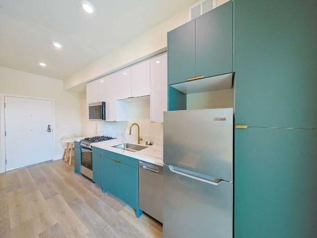 Orion 1317 Jefferson 4 Bedroom Apartment for Rent at 1317 W Jefferson Blvd, Los Angeles, CA 90007 Congress North