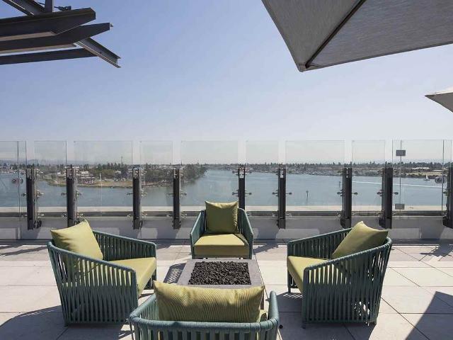 Orion Apartments 2 Bedroom Apartment for Rent at 255 9th Ave, Oakland, CA 94606 Produce and Waterfront
