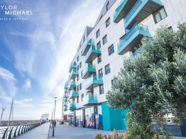 Orion, Brighton Marina Village, Brighton BN2, 2 bed shared accommodation to rent, £1,850 pcm | PrimeLocation