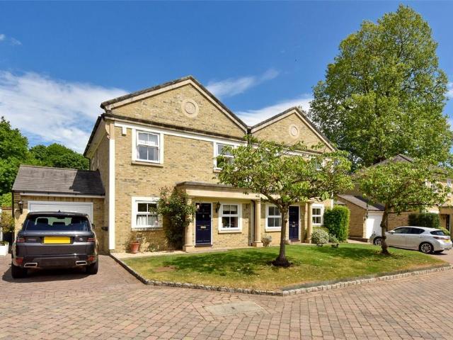 Orkney Court, Taplow. 3 bed semi detached house to rent £2,995 pcm £691 pw
