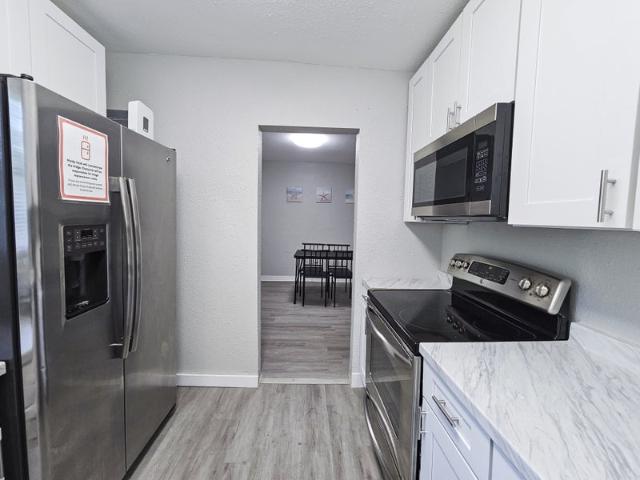Orlando House with Dining area. Newlyrenovated & c