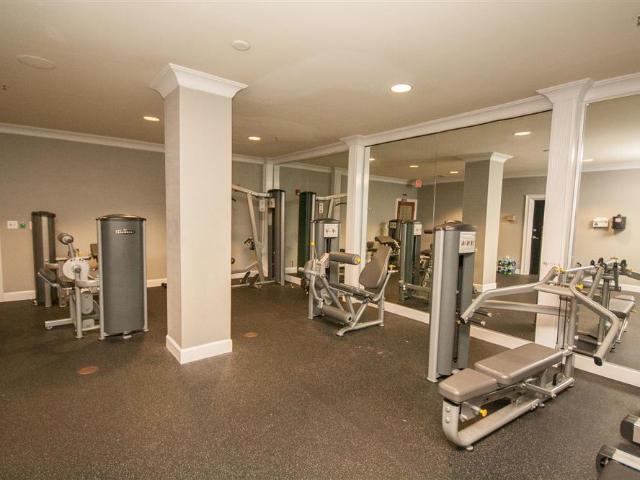 Orleans of Decatur 1 Bedroom Apartment for Rent at 2676 Milscott Dr, Decatur, GA 30033
